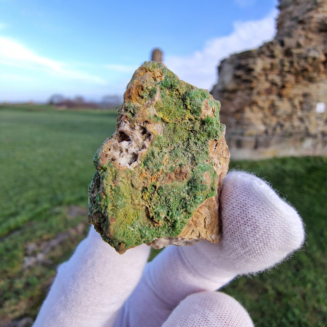 Pyromorphite - Kinniside Mine - Caldbeck Fells - Minerals - British ...