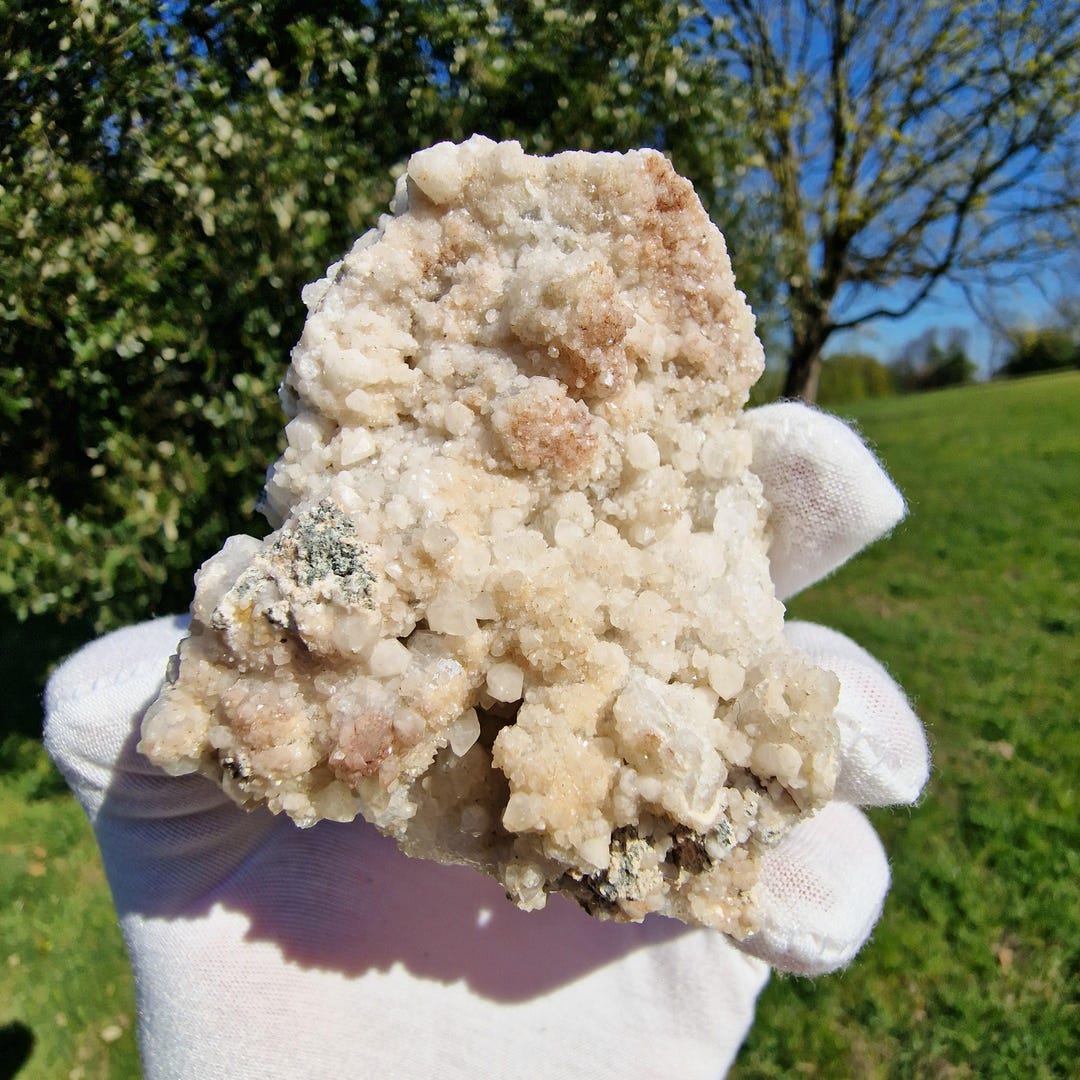 Analcite - Croft Quarry - Analcime Crystal - Zeolite Minerals - Healing ...
