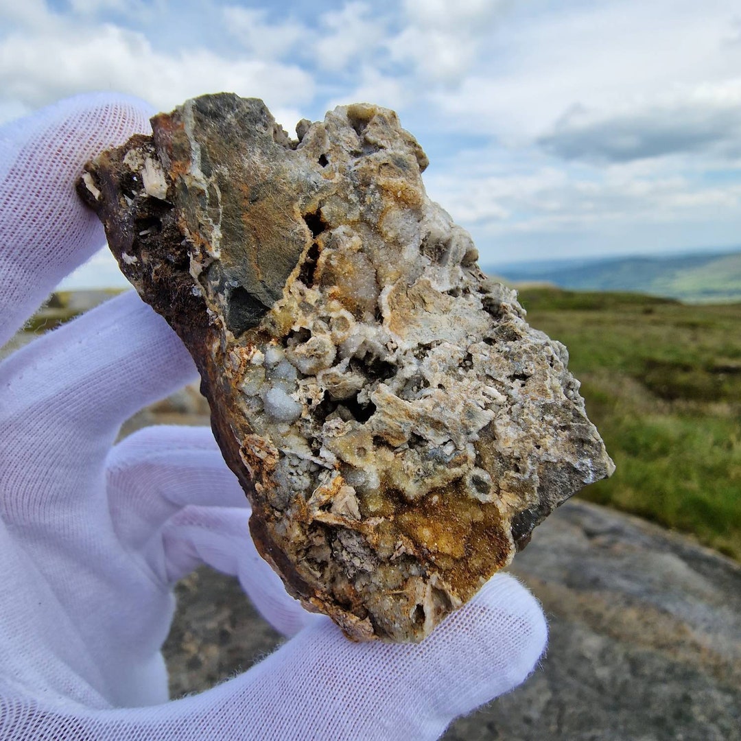 Cerussite - Barrow Mine - Minerals - Crystals - British Minerals ...