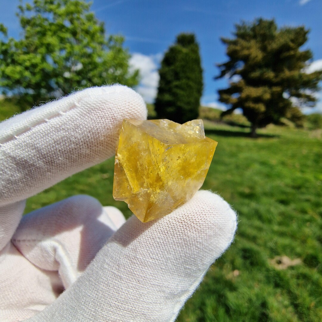 Rare Fluorescent Fluorite - Hilton Mine - Crystals - Minerals - British ...