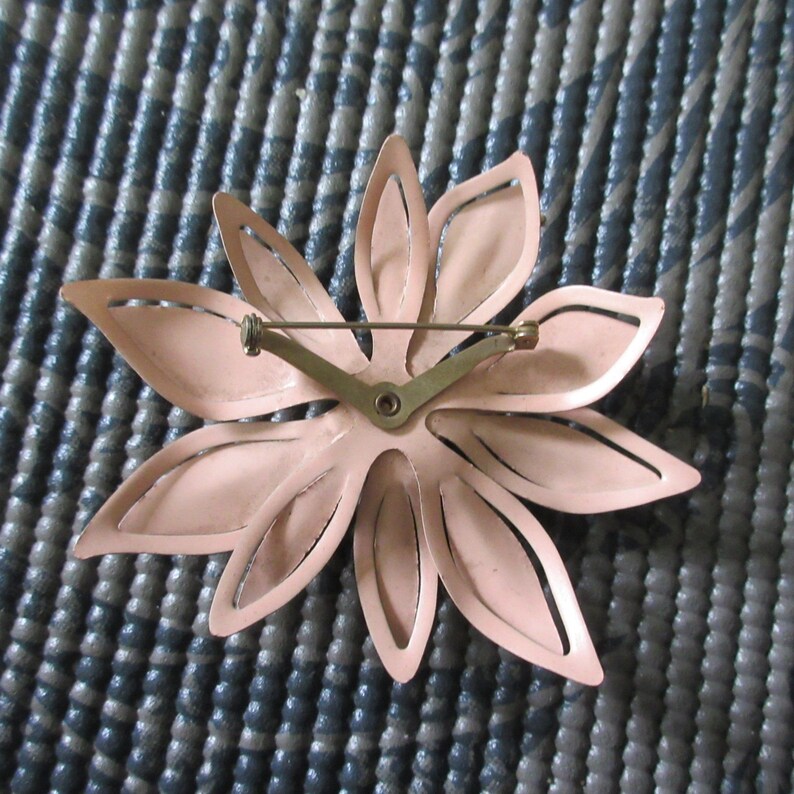 Vintage 1960s Large Enamel Flower Pin Brooch - Etsy