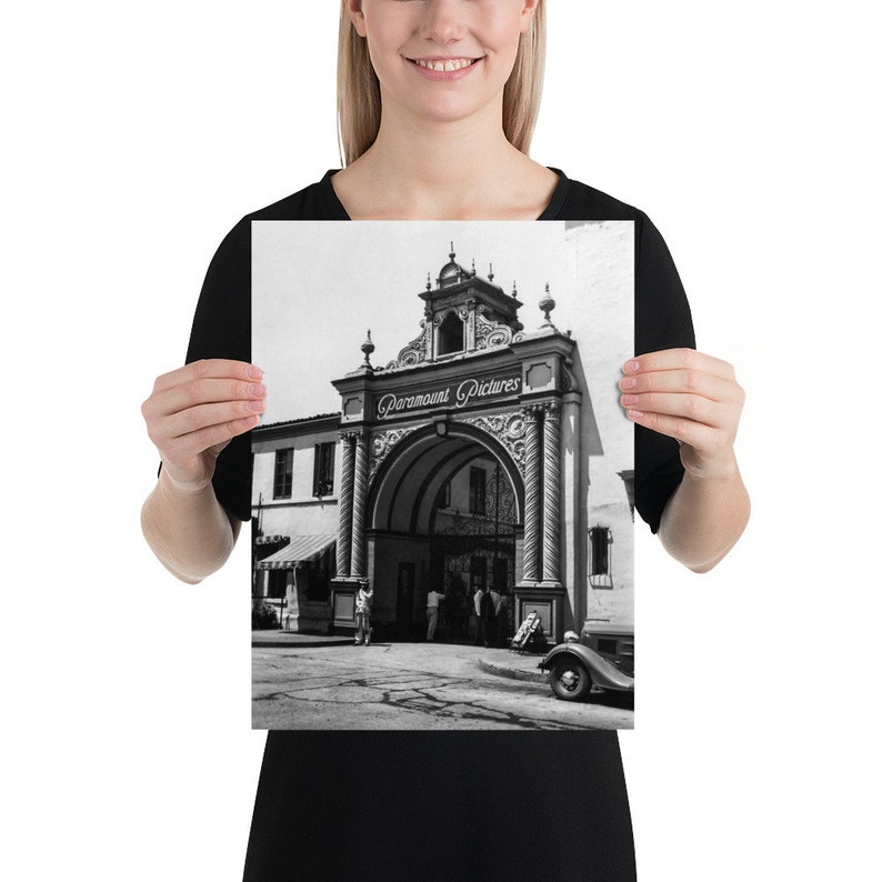 Paramount Studio Gate 1930s Poster - Old Hollywood - Vintage Los ...