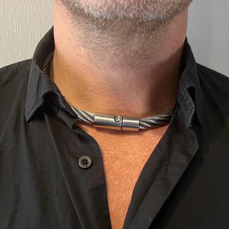 Titanium Eternity Collar - Etsy