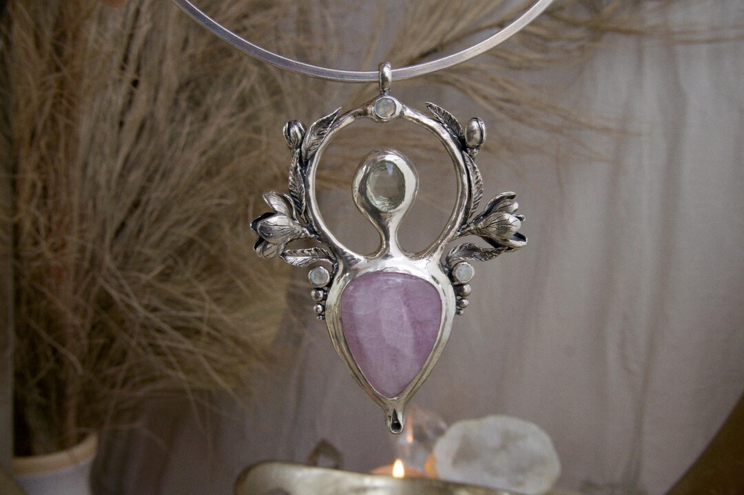 AGLAEA • Handcrafted Magnolia Goddess Silver Pendant With Kunzite ...