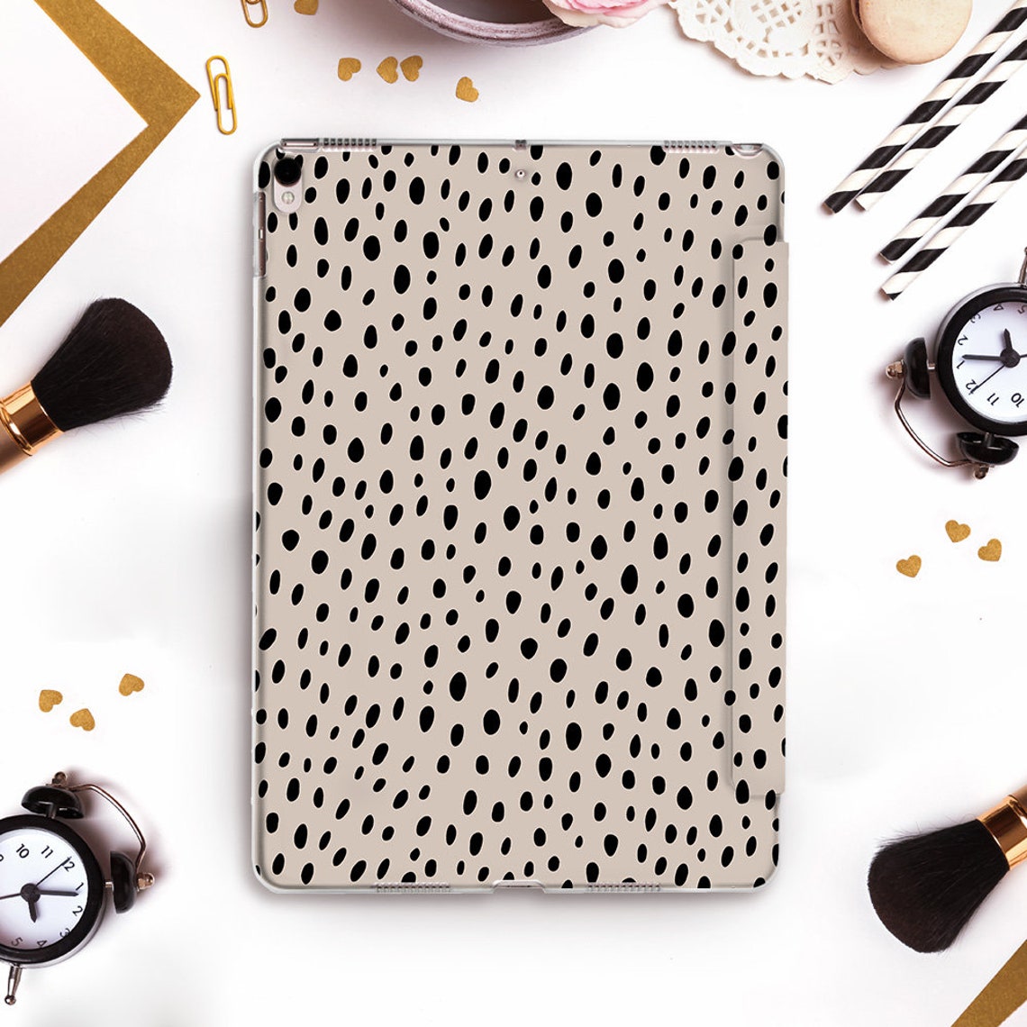 Dots iPad case Girl iPad Pro 11 12.9 10.5 Aesthetic iPad 9.7 | Etsy