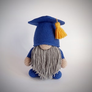 Graduation Gnome Crochet Pattern, Graduate Gnome Crochet Pdf Pattern - Etsy
