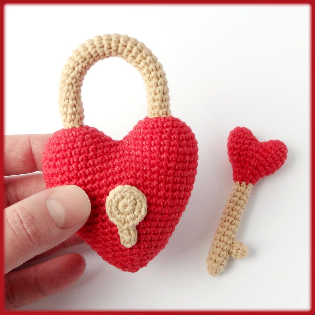 Crochet Pattern Heart Lock and Key, Crochet Heart Lock Pattern, Crochet ...