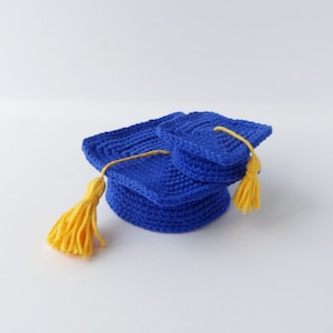 Graduation Cap Crochet Pattern, Crochet Graduation Hat for Amigurumi ...