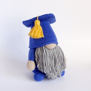 Graduation Gnome Crochet Pattern, Graduate Gnome Crochet Pdf Pattern - Etsy