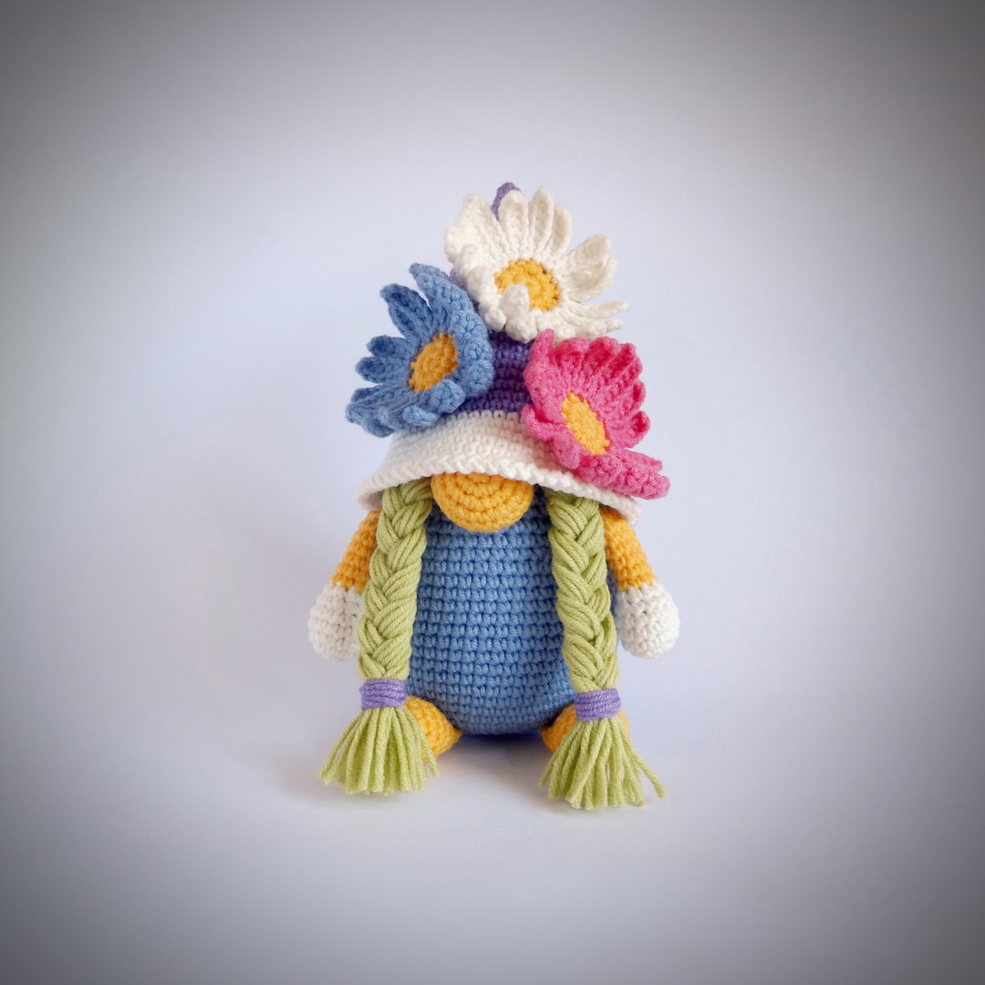 Daisy Gnome Crochet Pattern, Flower Gmone Pdf Pattern - Etsy