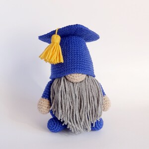 Graduation Gnome Crochet Pattern, Graduate Gnome Crochet Pdf Pattern - Etsy