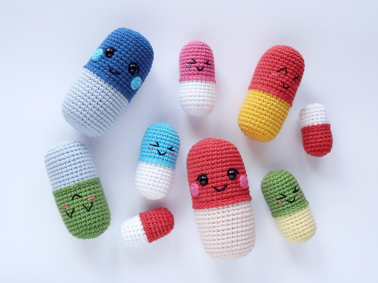 Amigurumi Pills Crochet Pattern 4 Pill Sizes in 1 Crochet - Etsy