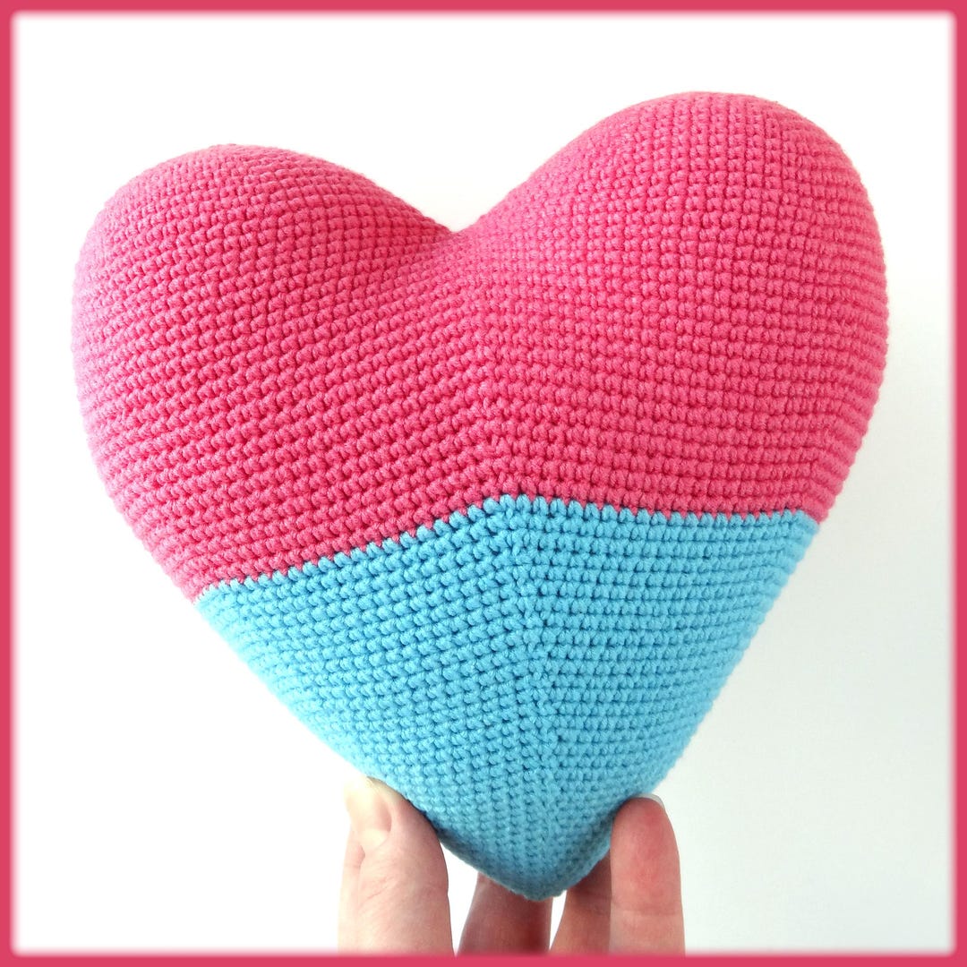 Big Heart Crochet Pattern - Heart Pillow PDF Tutorial - Etsy