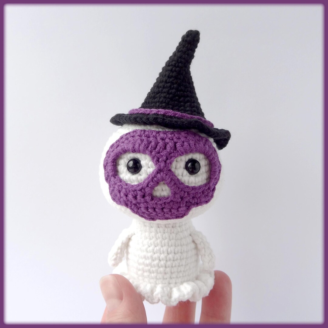 Ghost in a Skull Mask Crochet Pattern Halloween Amigurumi - Etsy