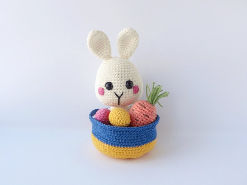 Easter Crochet Pattern Rabbit With a Carrot and Eggs in a - Etsy