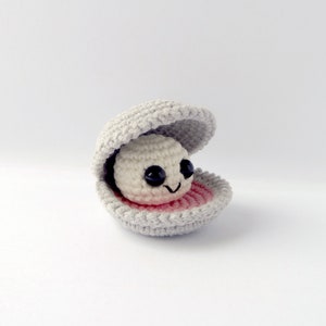 Clam With Pearl Crochet Pattern - Etsy