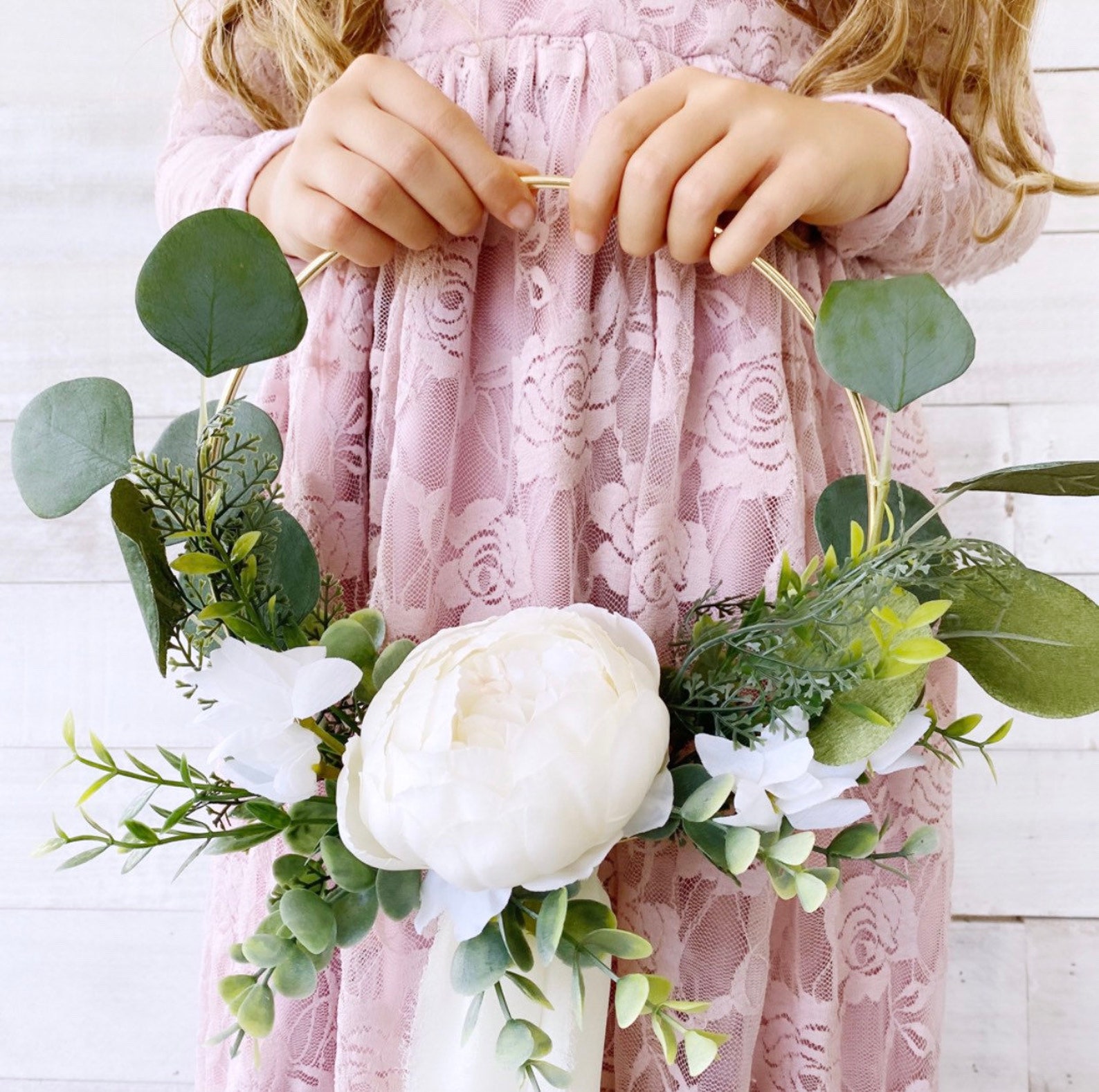 Flower Girl Basket Brides Maid Flower Hoop Wreath Bouquet/ - Etsy