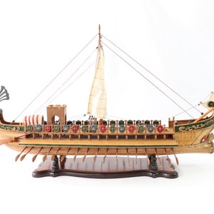 Caesar Ship Model, Julius Caesar Ship, Roman Ship, Roman Warship ...