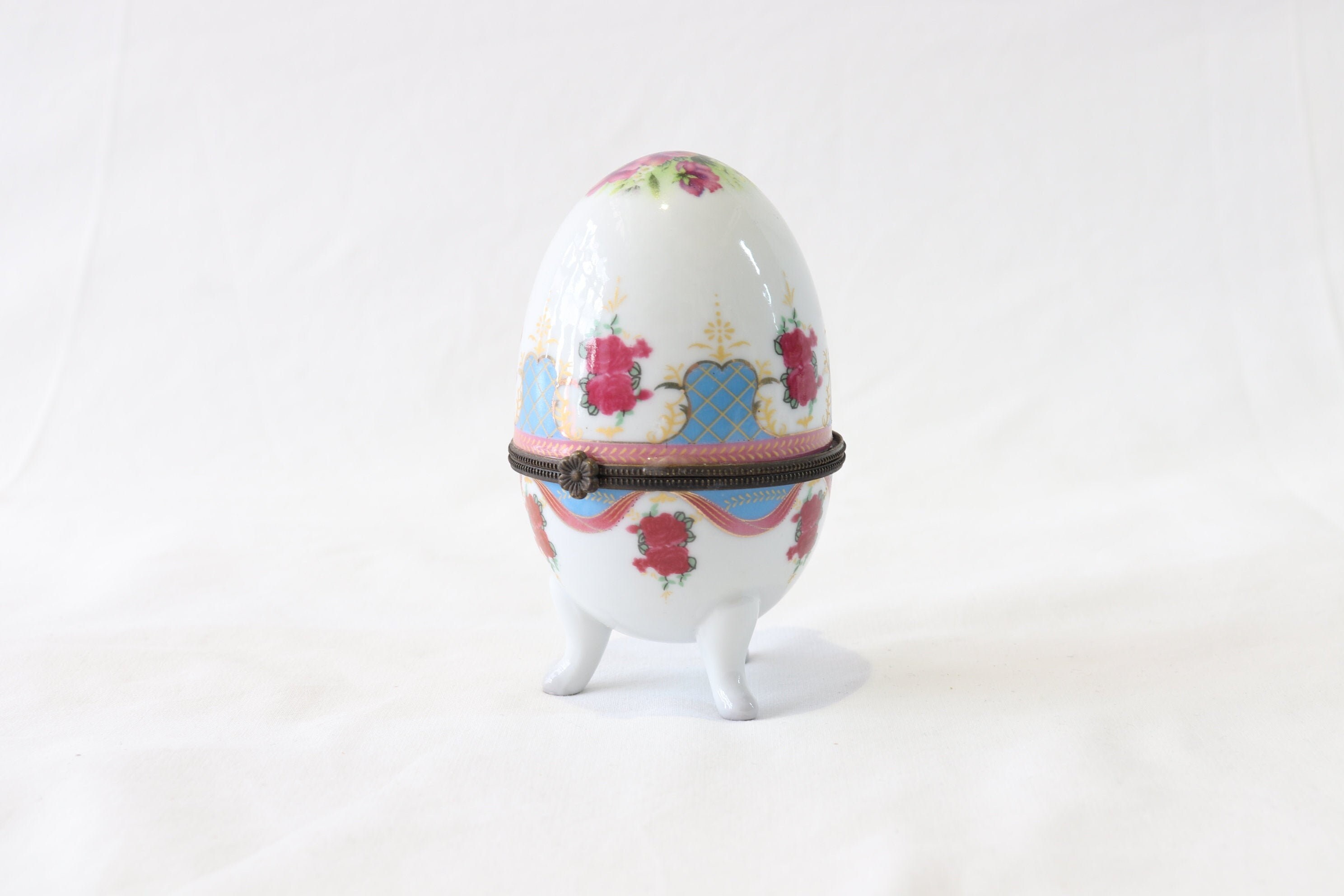 Vintage Porcelain Egg Wih Flowers, Porcelain Trinket Box, Hand Painted ...