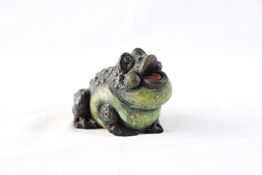 Vintage Frog Figurine, Frog Statue, Frog Sculpture, Frog Ornament, Frog ...
