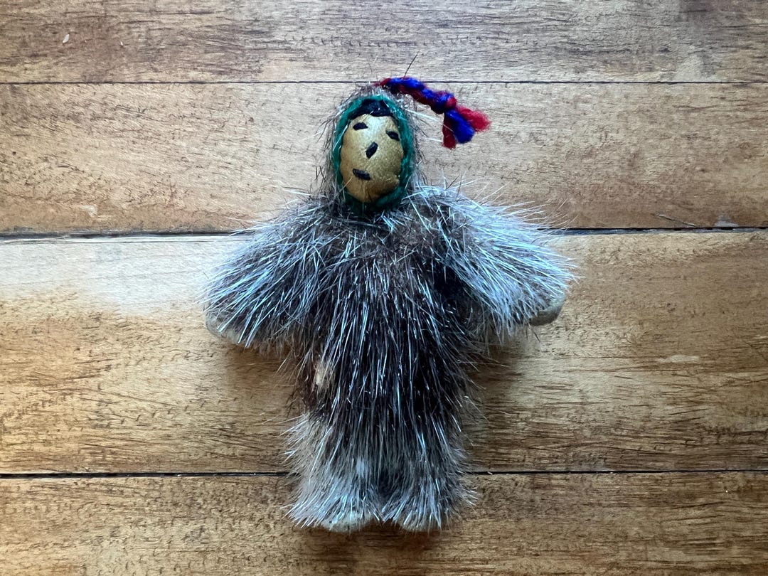 Vintage Inuit Folk Art Primitive Miniature Doll - Etsy