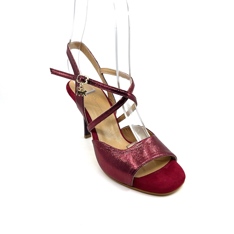 Movimiento Maestra Maroon Veins Go-under Ankle Straps Edition Handmade ...