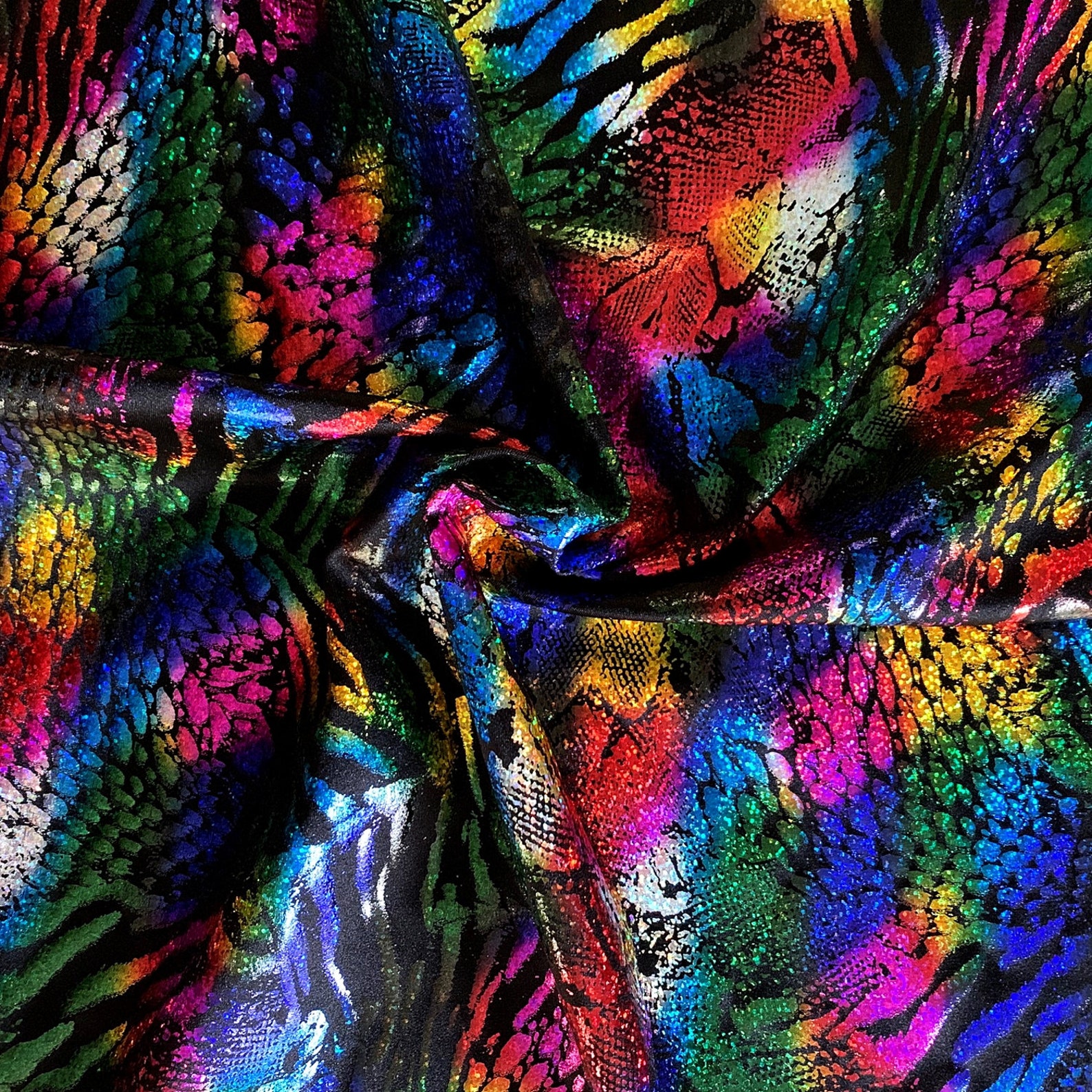Wildlife Animal Print Metallic Spandex Fabric - Animal Print Foil ...