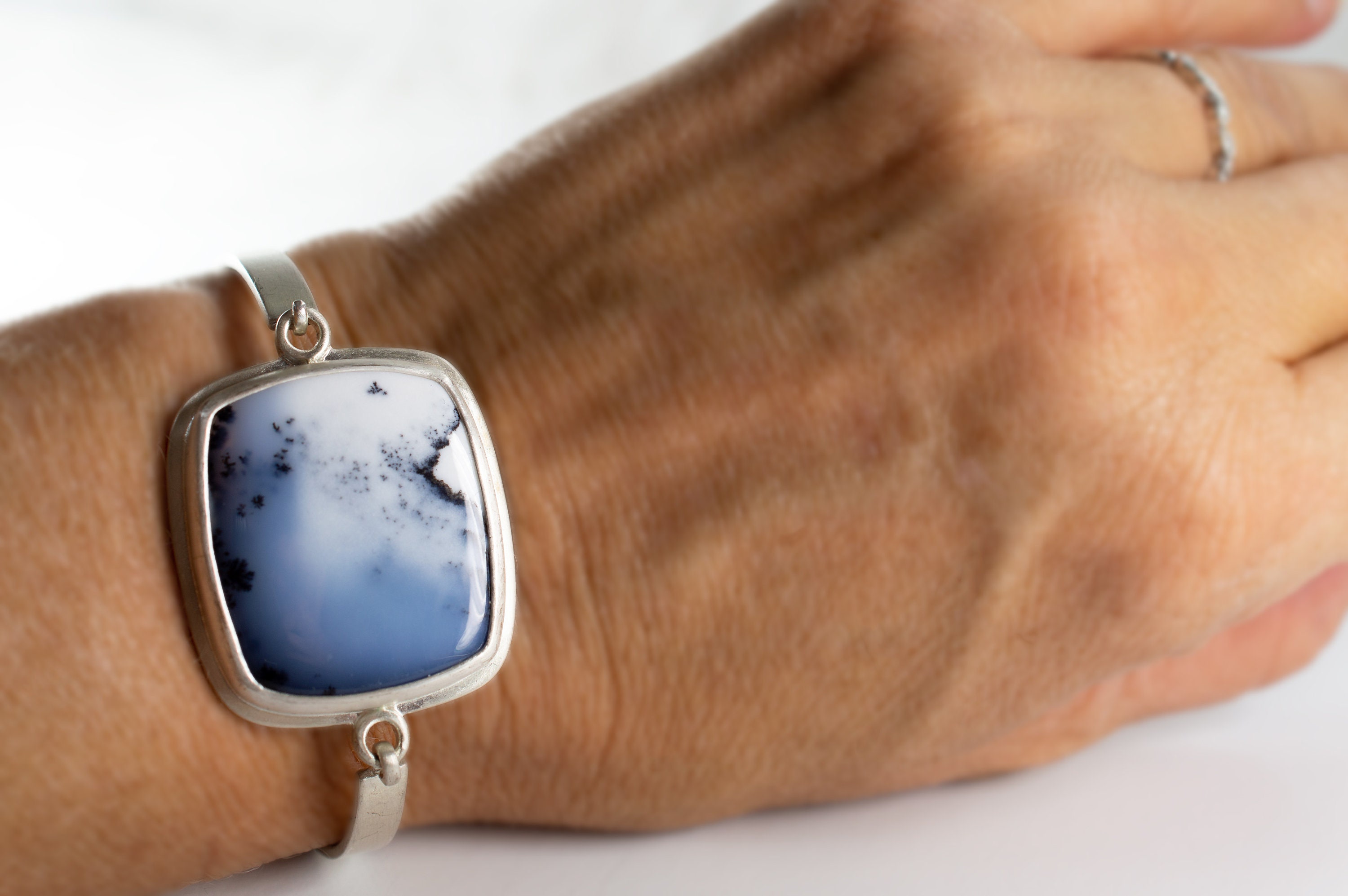 Blue Dendrite Agate Tension Cuff, W29 - Etsy