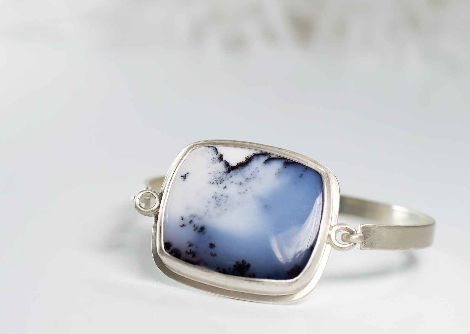 Blue Dendrite Agate Tension Cuff, W29 - Etsy