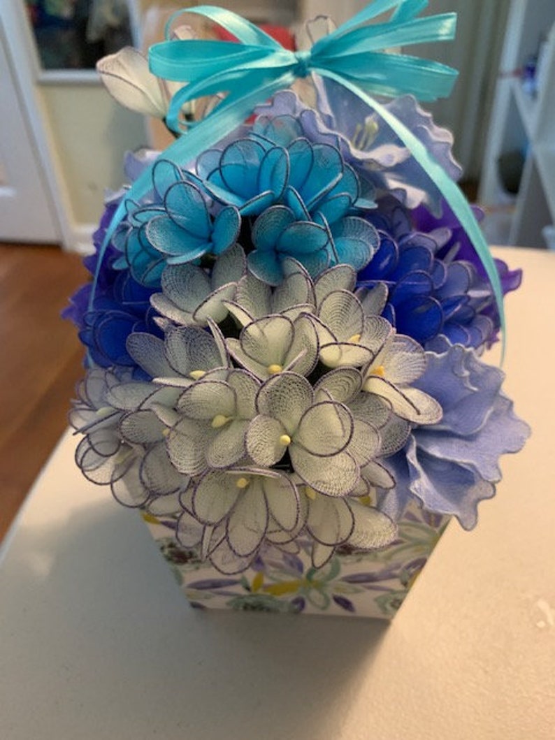 Blue Hydrangea, Blue -purple Flower Arrangement,gift Box Flowers - Etsy