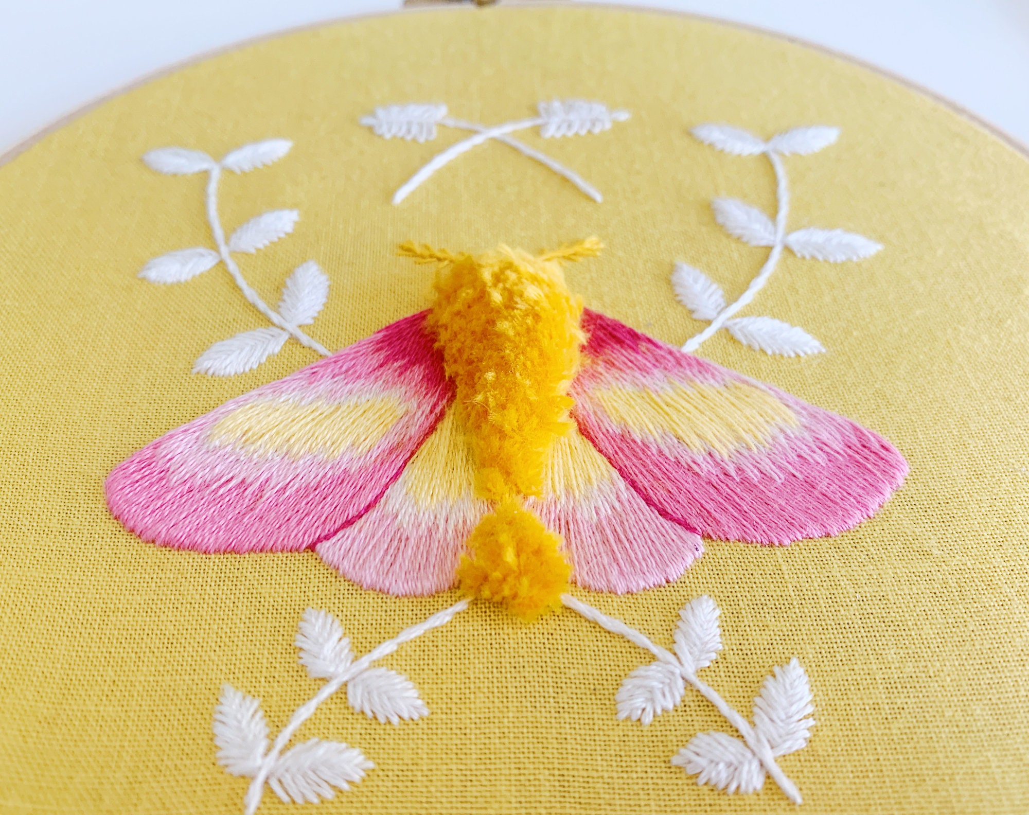 PDF EMBROIDERY PATTERN ⨯ Rosy Maple Moth | Moth Hand Embroidery Pattern ...