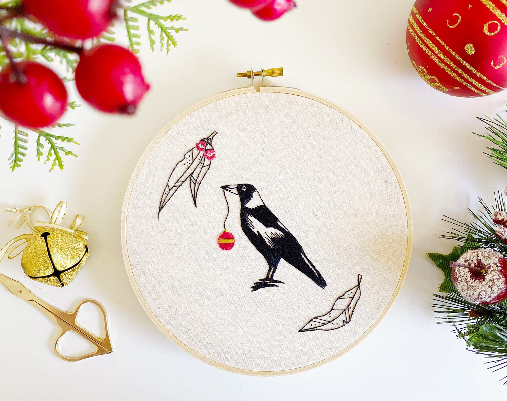 PDF EMBROIDERY PATTERN ⨯ Christmas Magpie | Australian Bird Animal ...