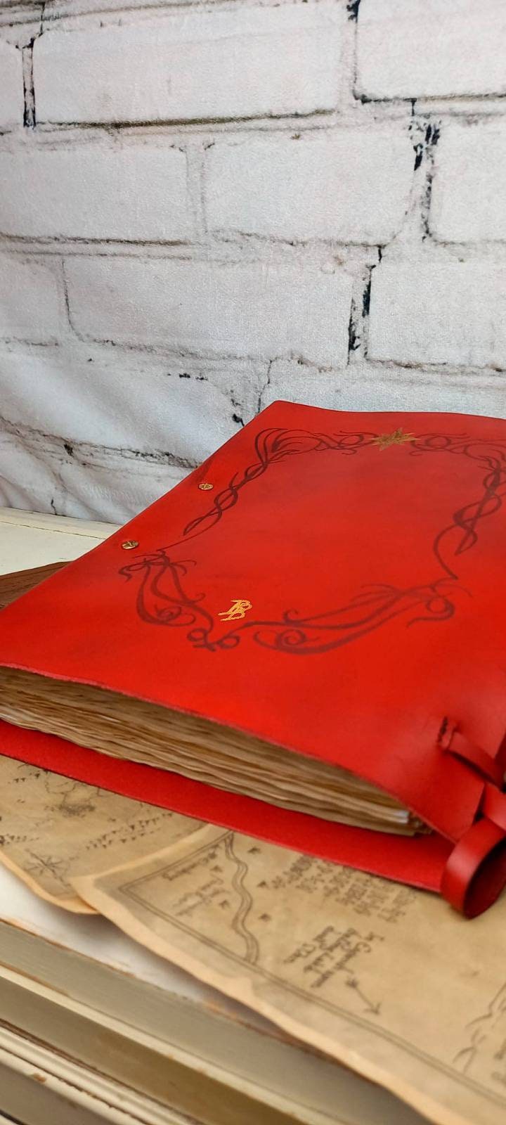Book of Red Book Bilbo Bolson / Book Lord of the Rings / Middle-earth ...
