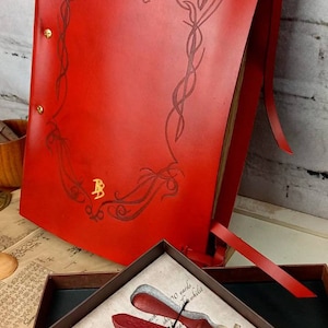 Book of Red Book Bilbo Bolson / Book Lord of the Rings / Middle-earth ...