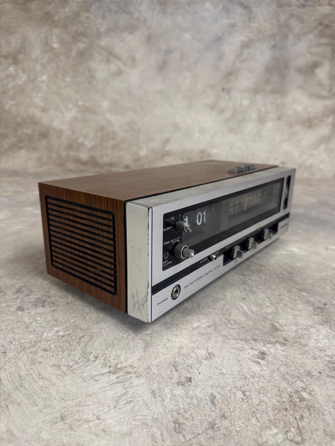 Vintage Soundesign AM FM Stereo Clock Radio Model 3933, Vintage Flip ...