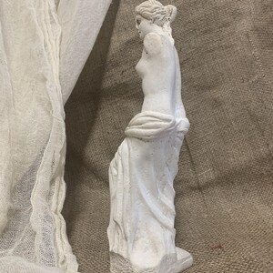 Aphrodite of Milos Statue Venus De Milo Ancient Greek Statue Ancient ...