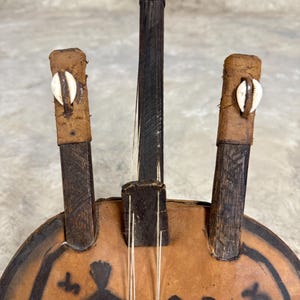 Vintage African Musical Instrument, African Banjo Decorative Guitar ...