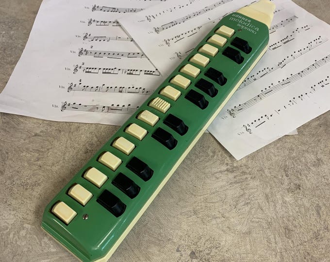 Vintage HOHNER Melodica, Vintage Flute, Hohner Melodica Soprano, Green ...