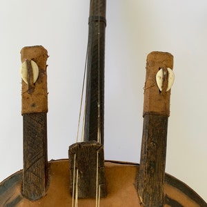 Vintage African Musical Instrument, African Banjo Decorative Guitar ...