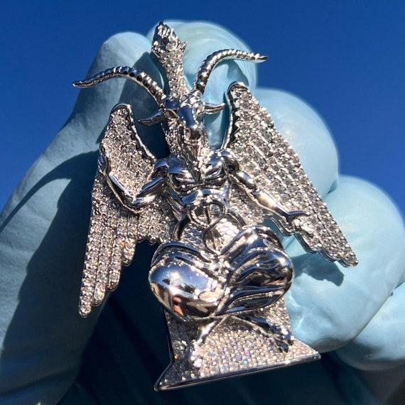 Virgen Baphomet Profile For SAN SIMON Apostol