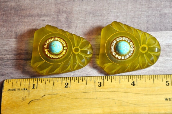 Apple Juice BAKELITE Fur Shoe or Dress Clip Set of 2 … - Gem
