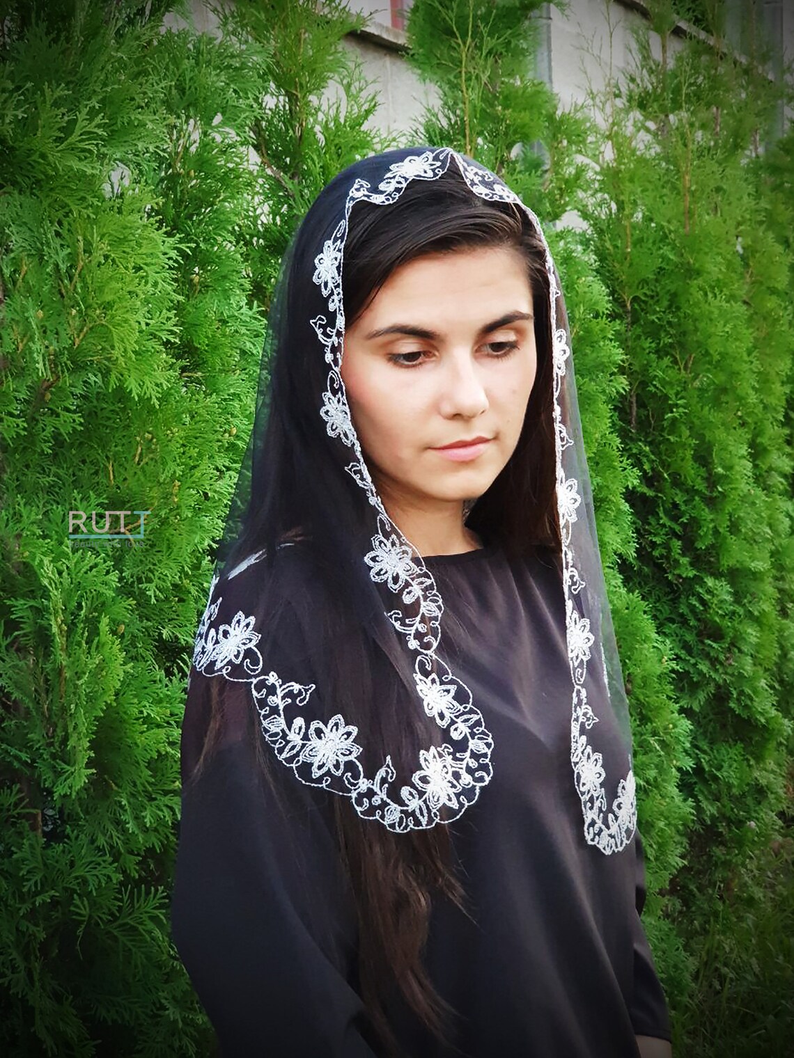 Traditional Catholic Black Mantilla With Silver Embroidery - Etsy