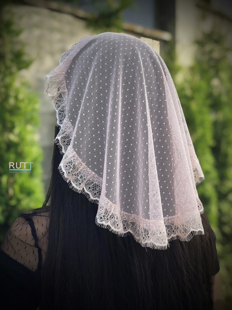 Blush Princess Style Chapel Round Veil Polka Dot Lace Mantilla Headwrap ...
