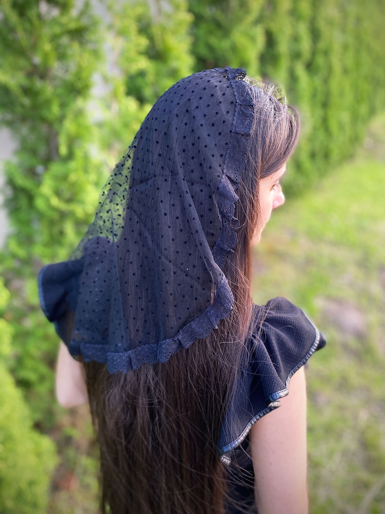 Blush Princess Style Chapel Round Veil Polka Dot Lace Mantilla Headwrap ...