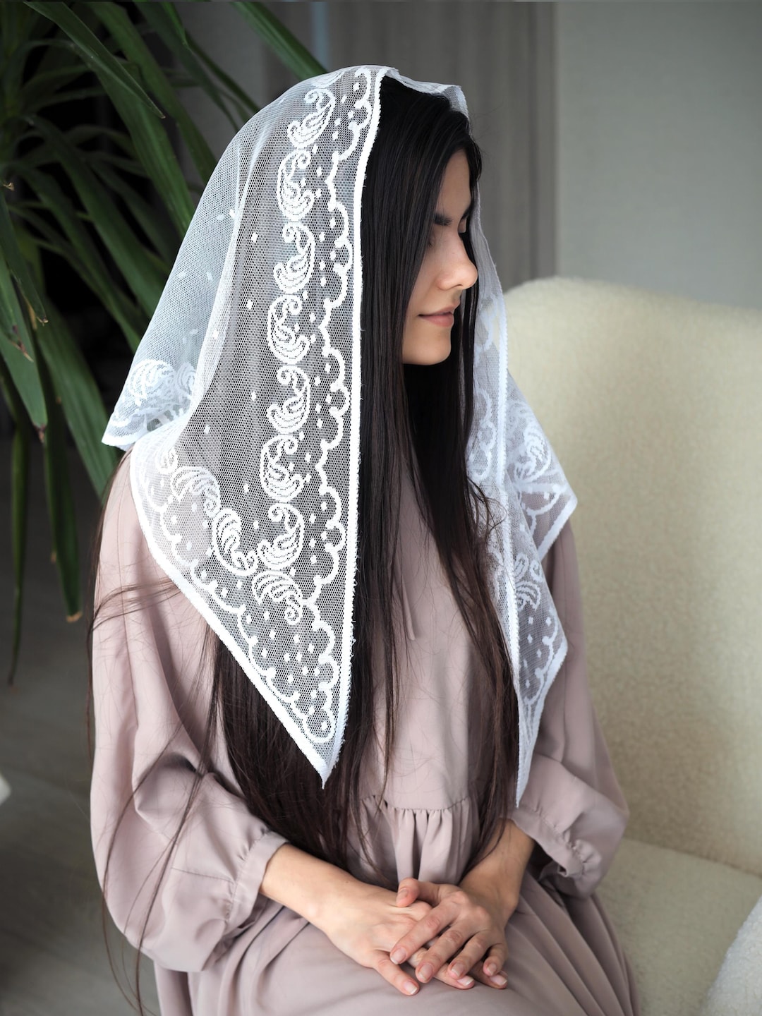 Large Triangular Lace Church Scarf With Pattern and Dots Black or White ...