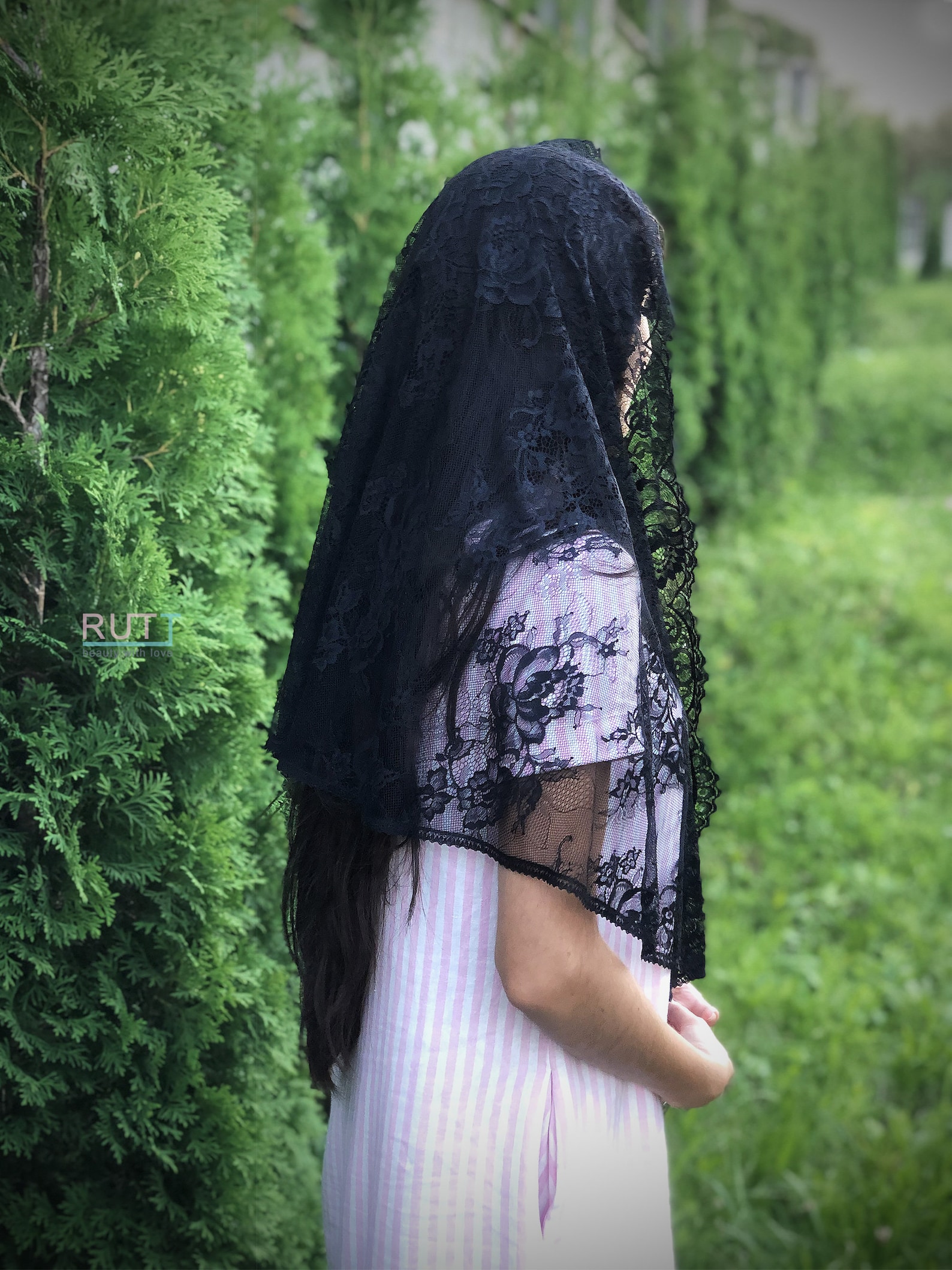 Black Spanish Chantilly Lace Mantilla Long Church Head | Etsy