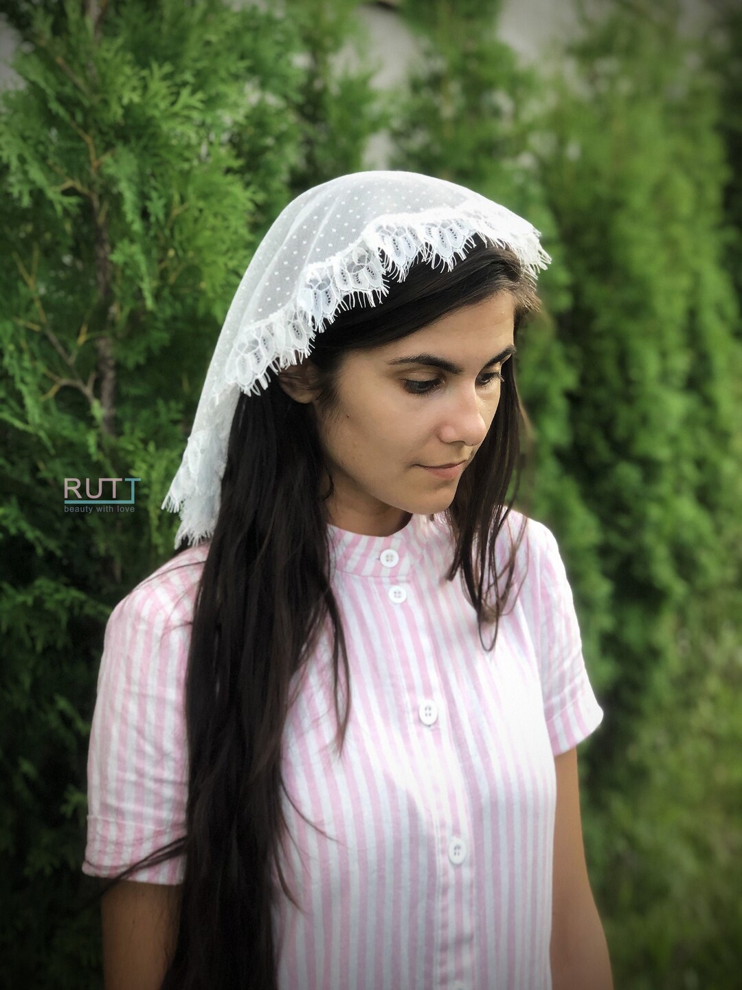 Princess Style Chapel Round Veil Polka Dot Lace Mantilla Headwrap for ...