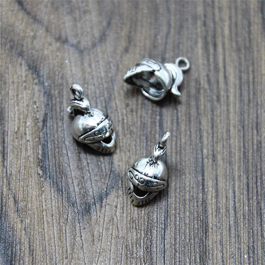 15pcs Knight Helmet Charms Antique Tibetan Silver 3D Knight Helmet ...