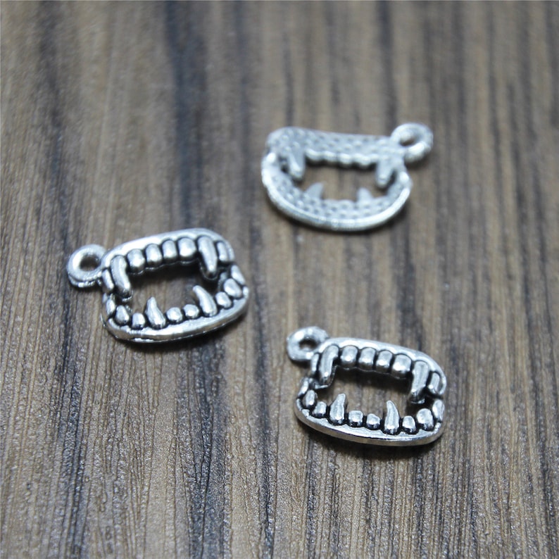40pcs Fangs Charms Silver Tone Vampire Teeth Charm Pendants 16x13mm - Etsy
