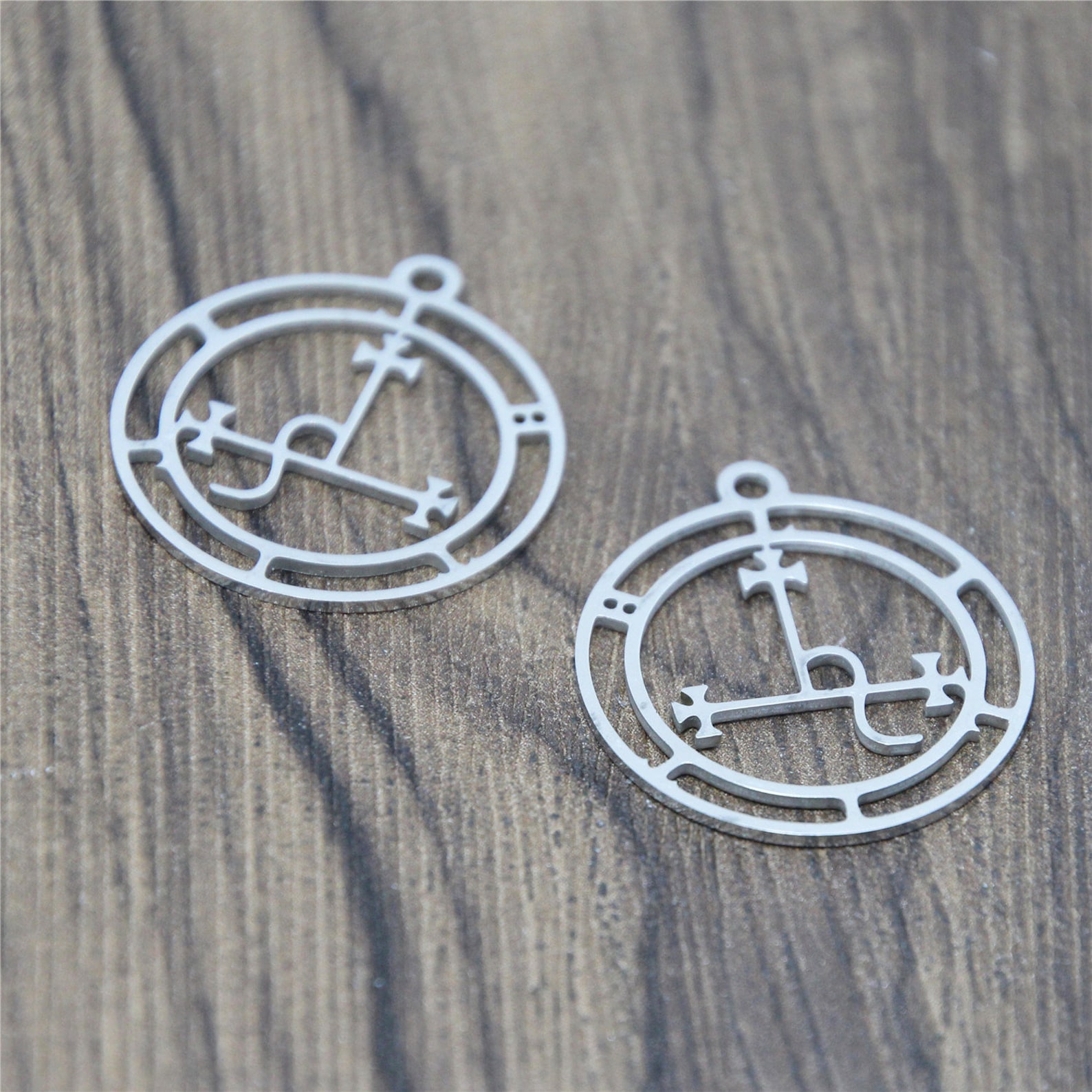 5pcs/lot Demons Charm Satan Sceal Sigil of Lilith Sigil of Demons ...